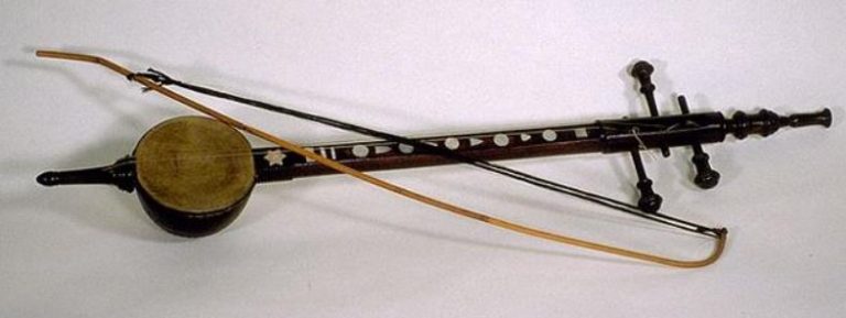 √ Cara Memainkan dan Pembuatan Alat Musik Rebab [Terlengkap]