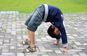 √ Sikap Kayang : Pengertian, Sejarah, Teknik Dasar dan Manfaat